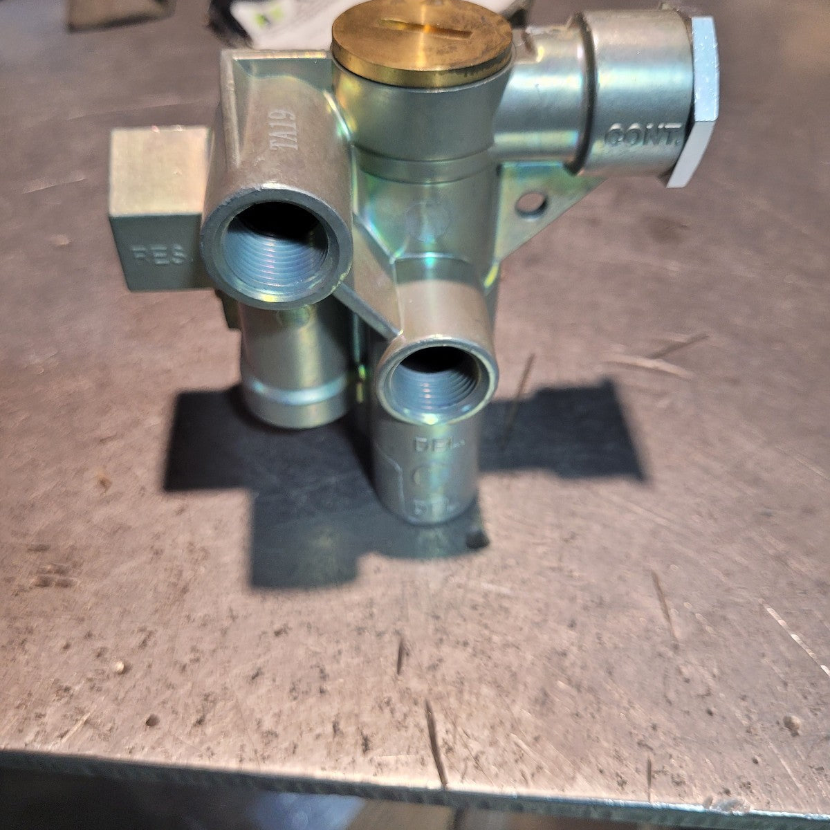 ARMADA 110800 Spring Brake Control Valve, Spring Brake Priority ...